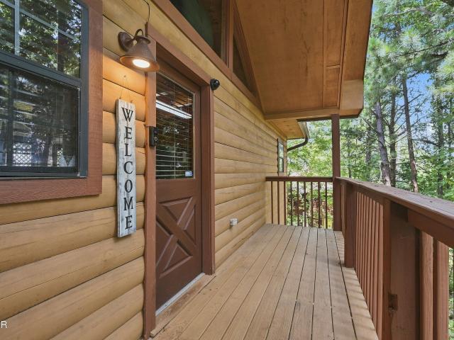 2867 Eagle Crest Way
