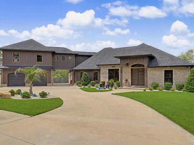 2867 Longleaf Mill St, Cantonment, FL 32533
