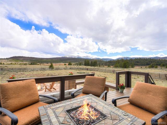 2867 Willow Creek Lane