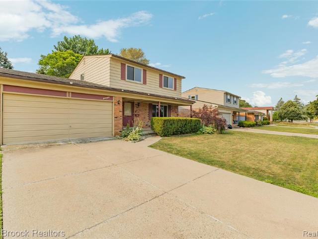 2868 Belcher Drive