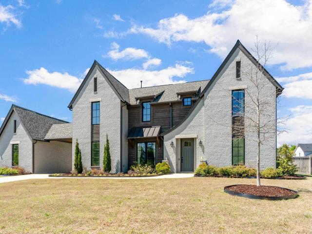 2869 Blackridge Way
