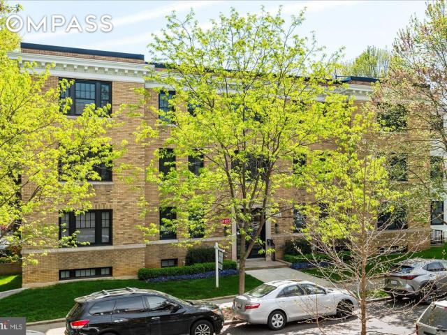 2869 28th St NW 2, Washington, DC