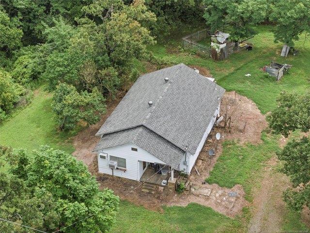28602 Old Tarby Rd, Poteau, OK 74953