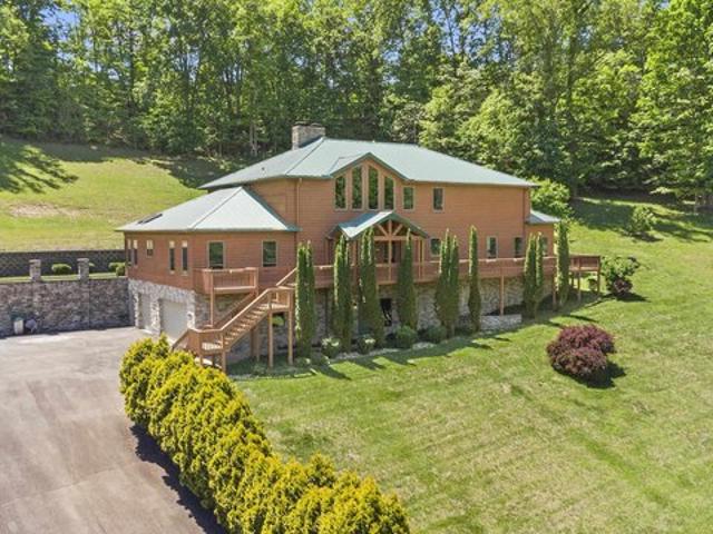 2860 Oakwood Ct, Flatwoods, KY 41139