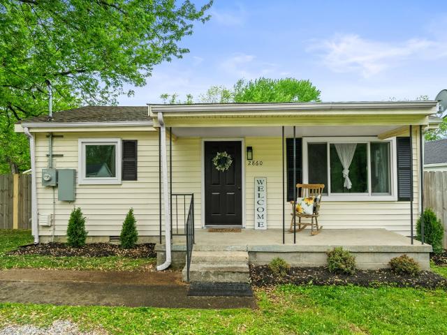 2860 Old Greenbrier Pike