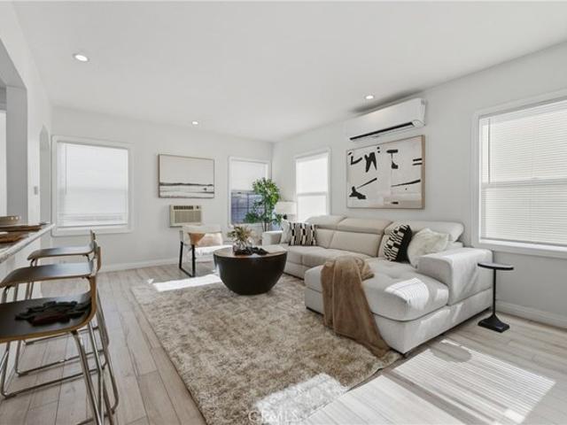 2860 Daisy Ave, Long Beach, CA 90806
