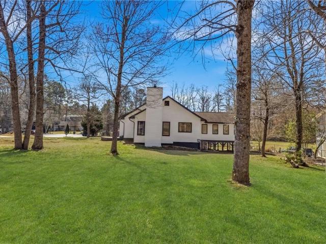 2860 Powder Horn Trail SW