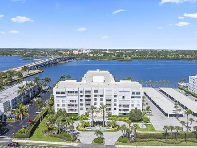 2860 S Ocean Blvd Apt 302, Palm Beach, FL 33480