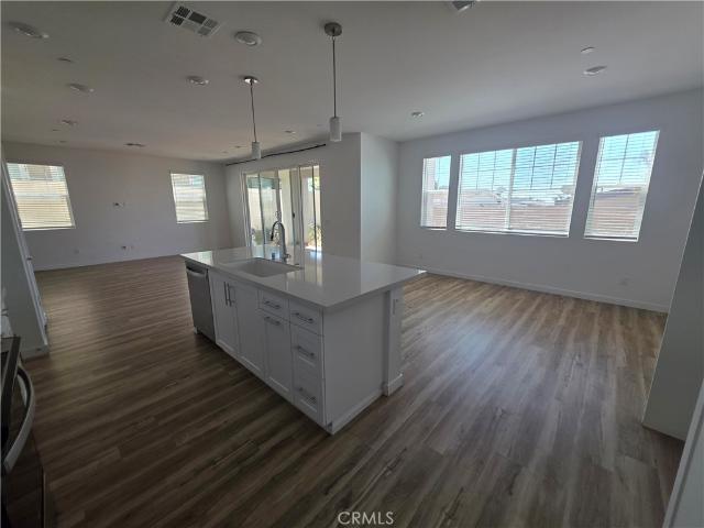 2860 Sapphire Road