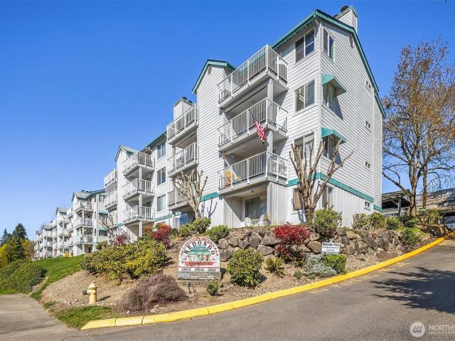 2860 th Ave S, Unit 301, Federal Way, WA 98003 | MLS #2503 | Compass