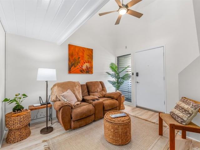 2860 Waialae Ave Ph 3, Honolulu, HI 96826