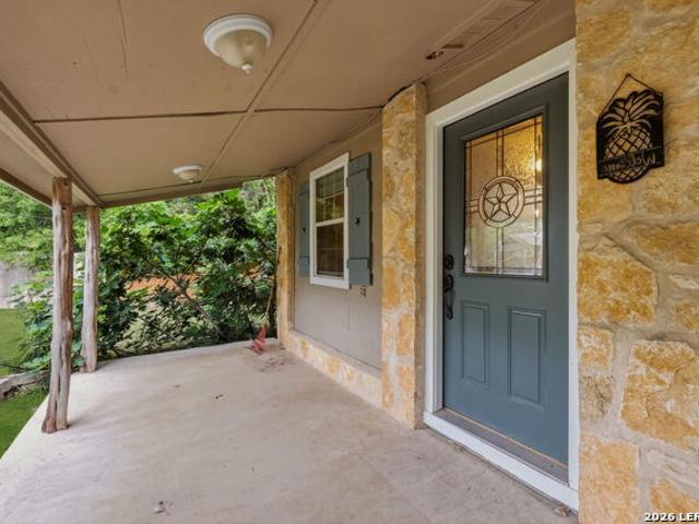 28614 Waterview Dr