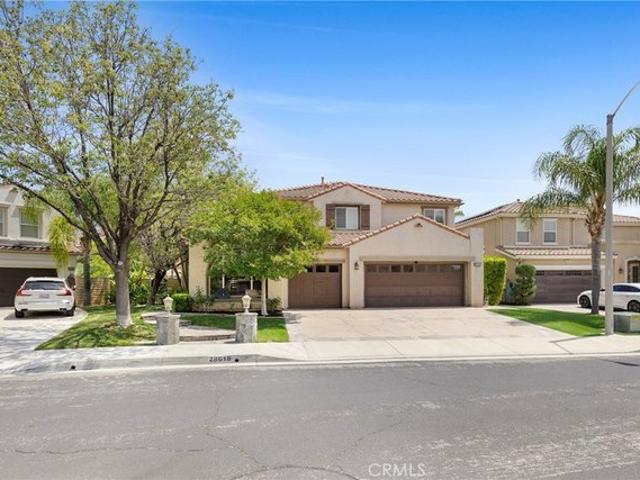 28618 Gabrial Pl, Santa Clarita, CA 91390