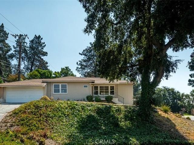 2861 Markridge Rd, La Crescenta, CA 91214