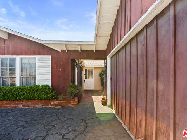 2861 Dunleer Place