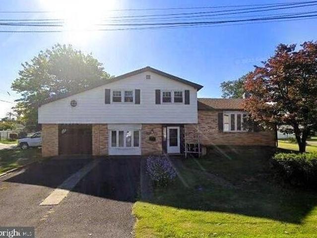 2861 Doris Ave, Bensalem, PA 19020