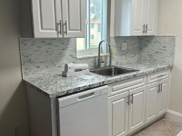 2861 S. SEACREST BLVD APT 3C BOYNTON BEACH, FL 33435 2 Bedroom Apartment for Rent at 2861 S Seacrest Blvd, Boynton Beach, FL 33435
