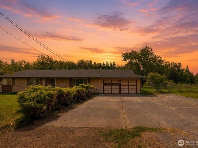 2861 2 Douglas Rd, Ferndale, WA 98248