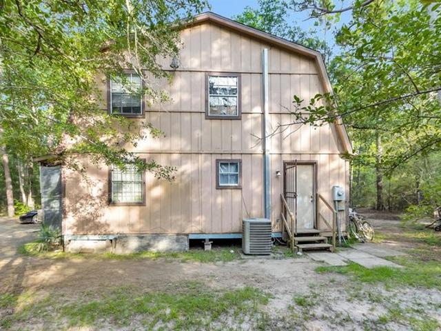 28625 Cedar Ct, Huntsville, TX 77340