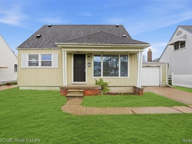 28629 James St, Garden City, MI 48135