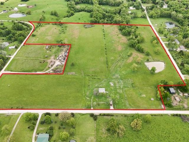 2862 County Road 2355, Moberly, MO 65270