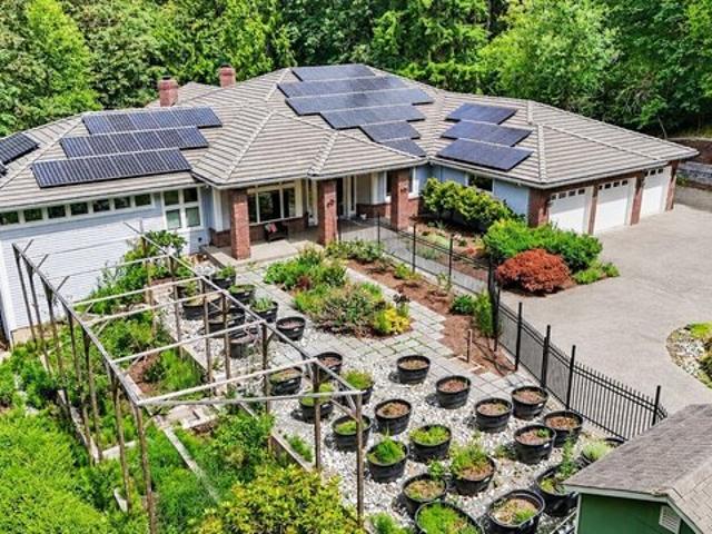 28632 SE 8th St, Fall City, WA 98024