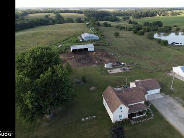 28634 th St, Bloomfield, IA 52537