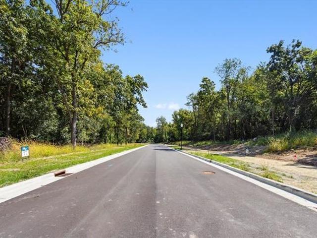 2863 Arbor Ridge Way