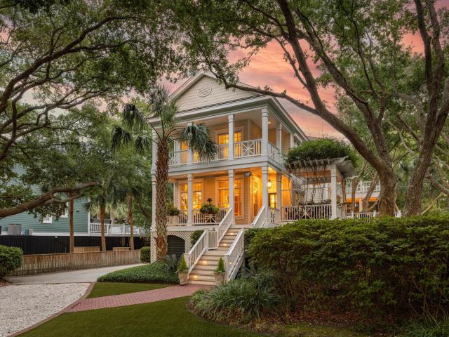 2863 Jasper Blvd, Sullivans Island, SC 29482 | MLS #25005