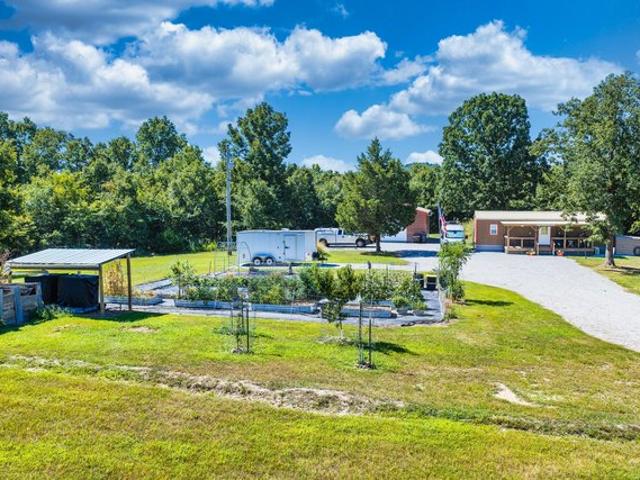286 County Road 615B, Gainesville, MO 65655