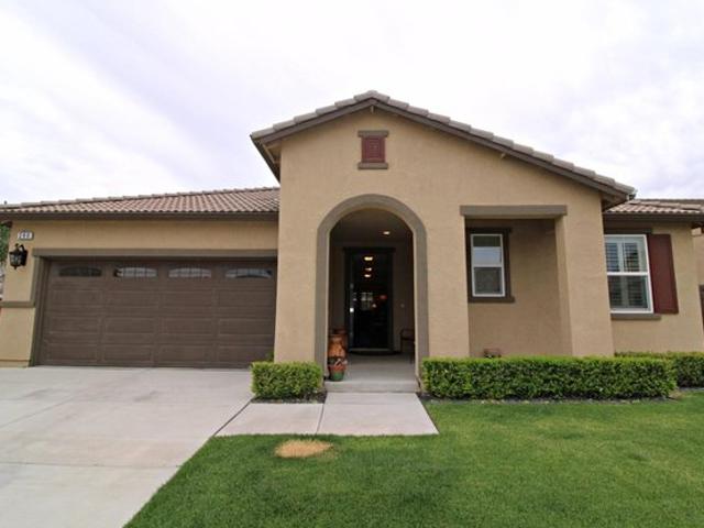 286 Columbus Dr, Manteca, CA 95337