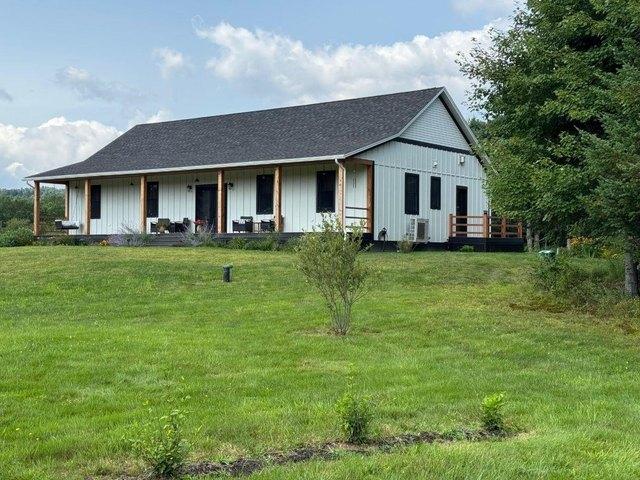 286 Belanger Ln, Morristown, VT 05661