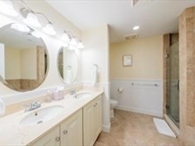 286 Grand Avenue # 4