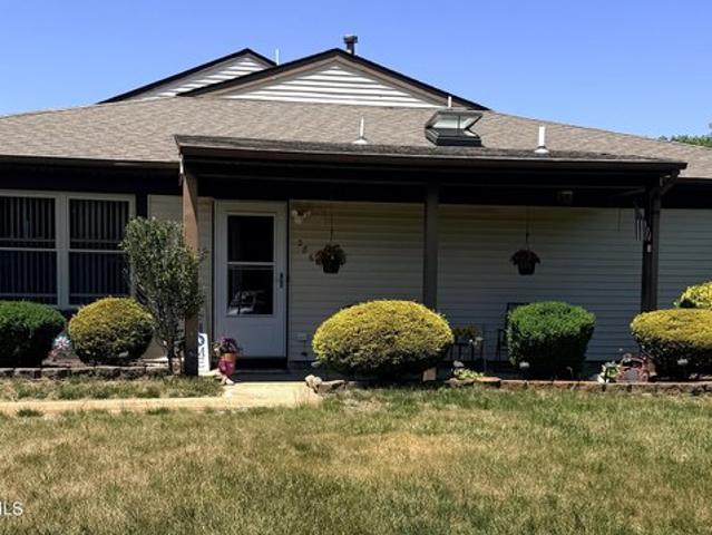 286 Greenwood Loop Rd, Brick, NJ 08724