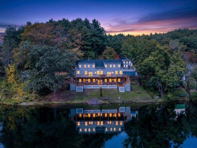 286 Grove St Unit A, Clinton, MA 01510