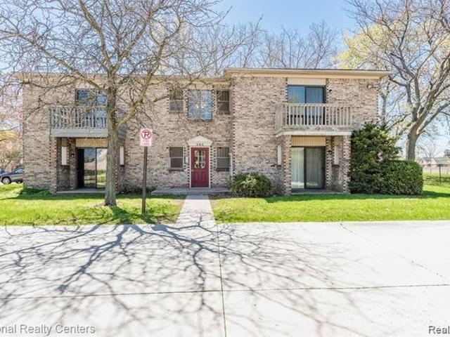 286 E 13 Mile Rd Apt 203, Madison Heights, MI 48071