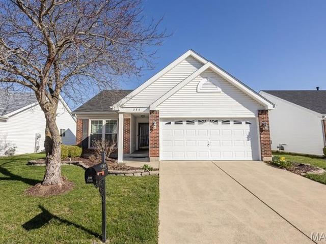 286 Fawn Oaks Ln, O'Fallon, IL 62269