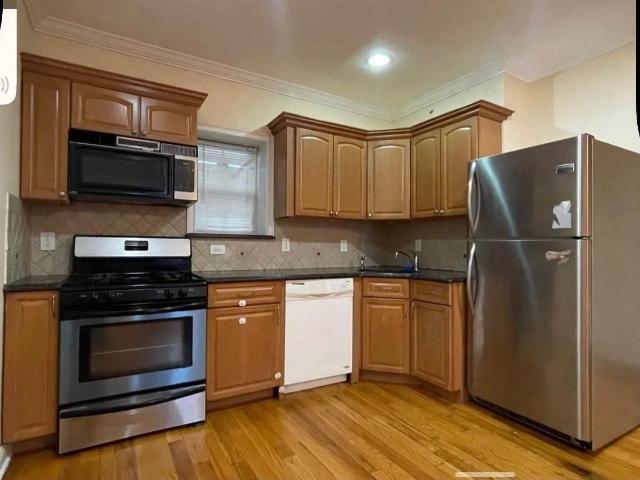 286 Manhattan Ave Unit 2N, Jersey City, US, NJ