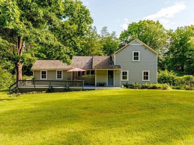 286 Manor Rock Rd, Craryville, NY 12521