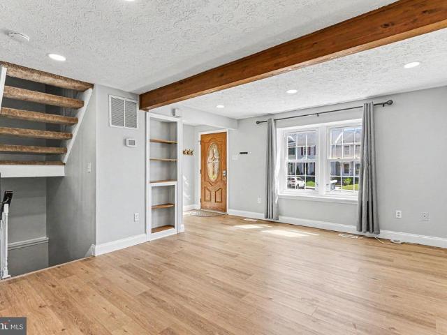 286 Maple Wreath Court