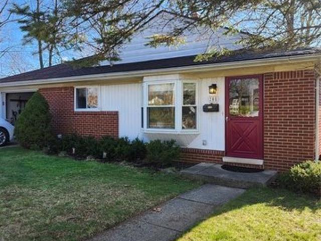 286 Noble St, Milford Vlg, MI 48381