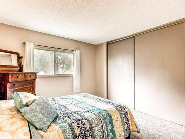 286 S Madison Ave, Louisville, CO 80027