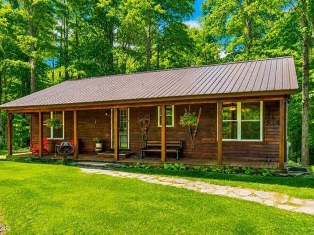 286 Severine Ln, Fultonville, NY 12072