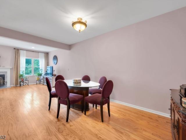 286 Summerhill Dr