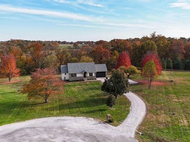 286 Remington Rd, Clever, MO 65631