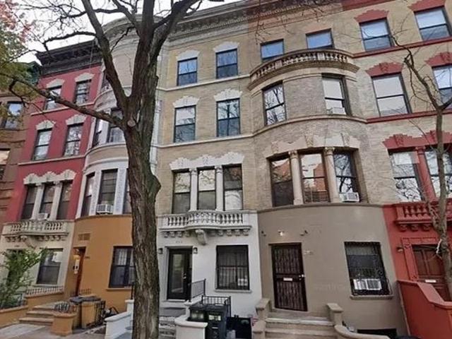 286 W 137th St, New York, NY 10030