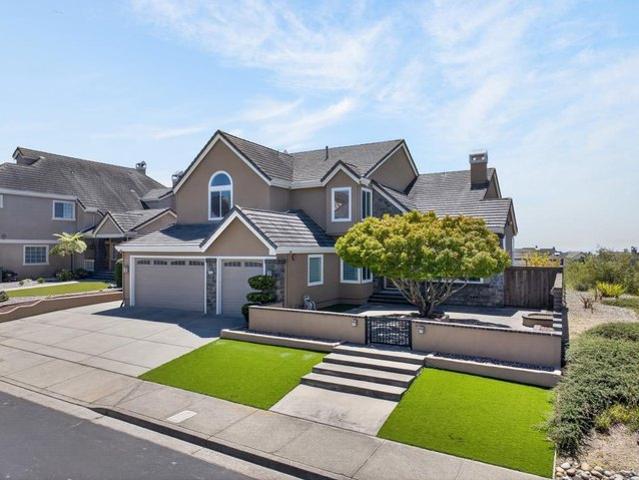 28745 Fox Hollow Dr, Hayward, CA 94542