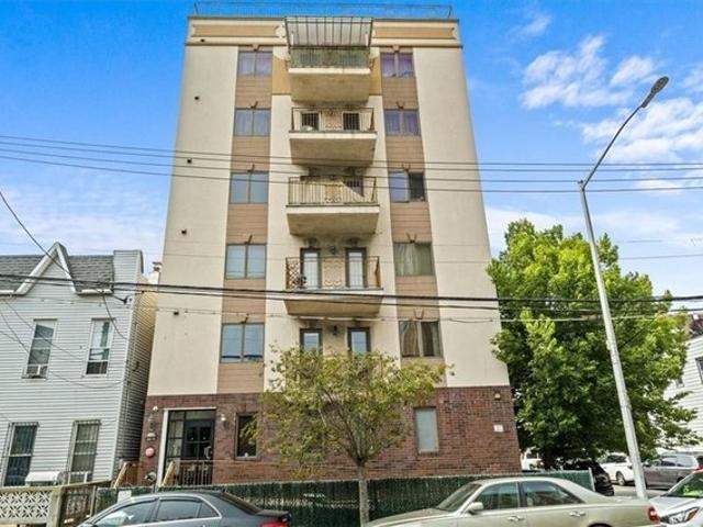 2874 Brighton 3rd St Apt 2, Brooklyn, NY 11235
