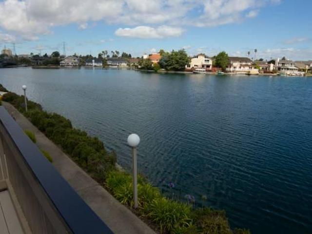 $2874 / 2br 960ft² Spectacular Sunsets from our Vast Waterfront Patios!