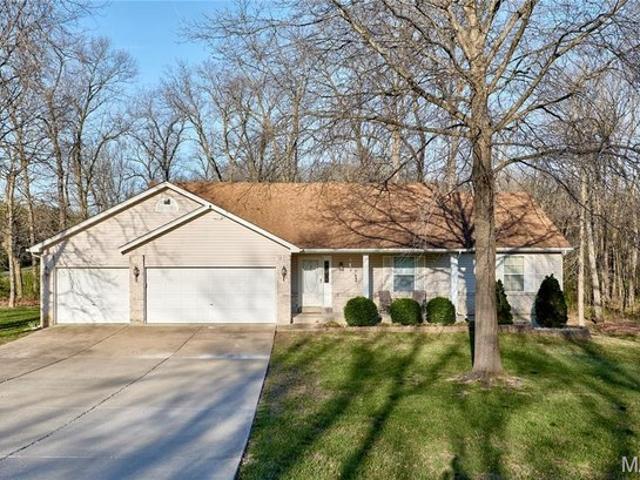 28759 Winding Woods Cir, Wright City, MO 63390